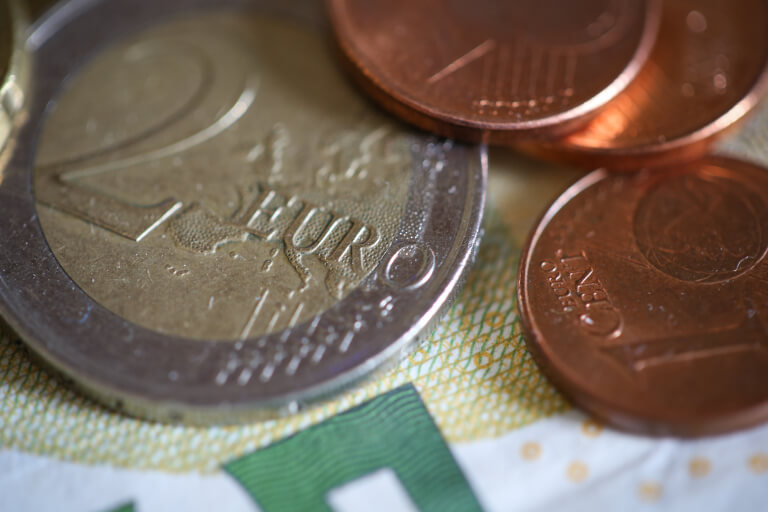 What is quantitative easing and why is it used? - Wise