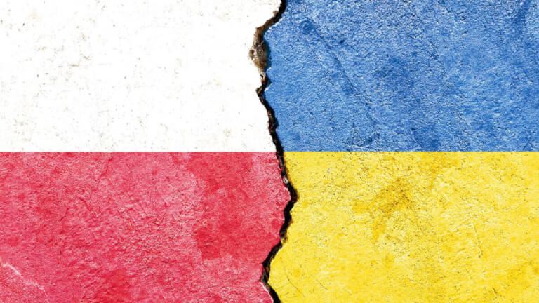 Important addresses and contact information for Ukrainians in Poland - Wise